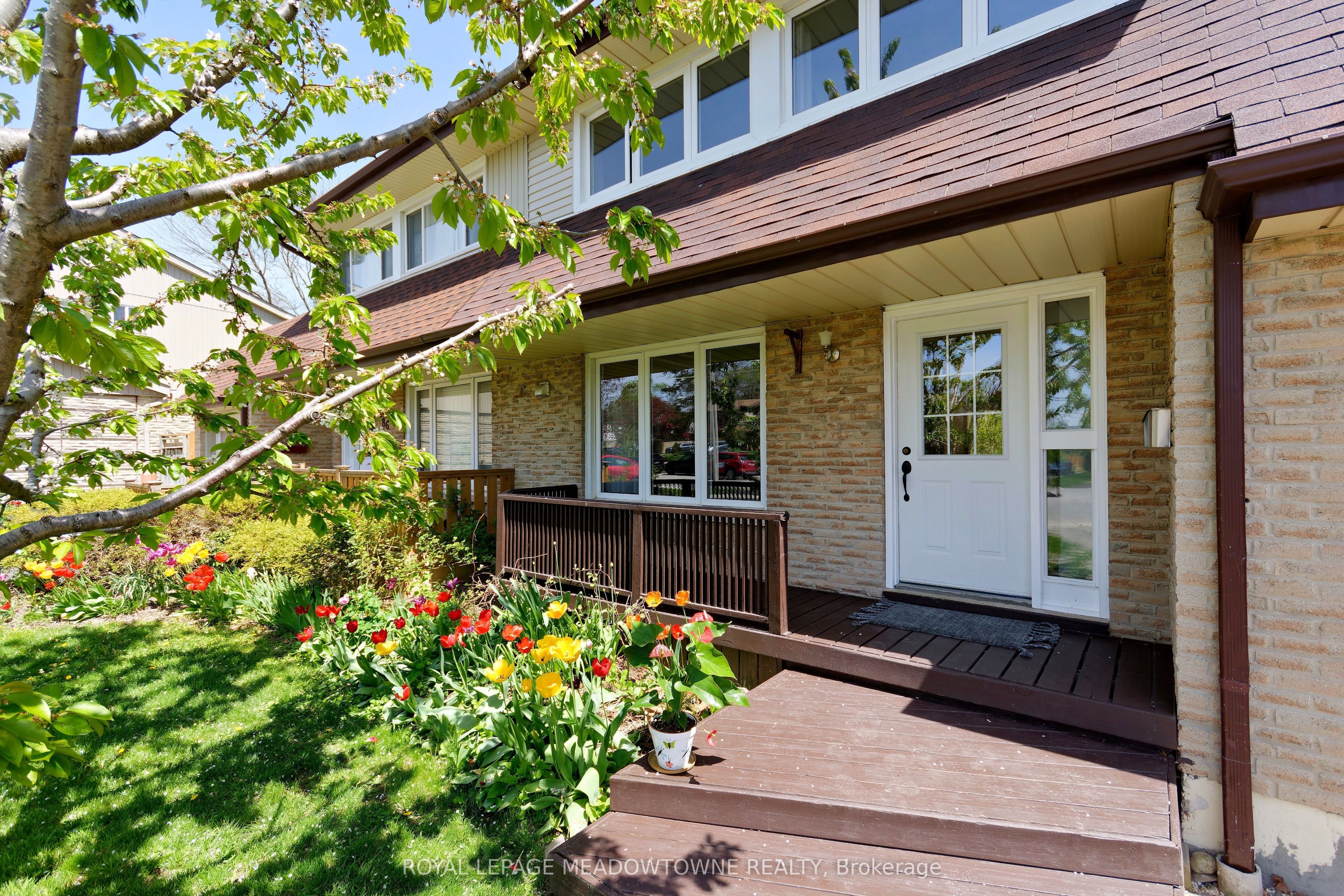 84 Bow River Cres, Mississauga, Ontario L5N1J2 Sold History | HouseSigma