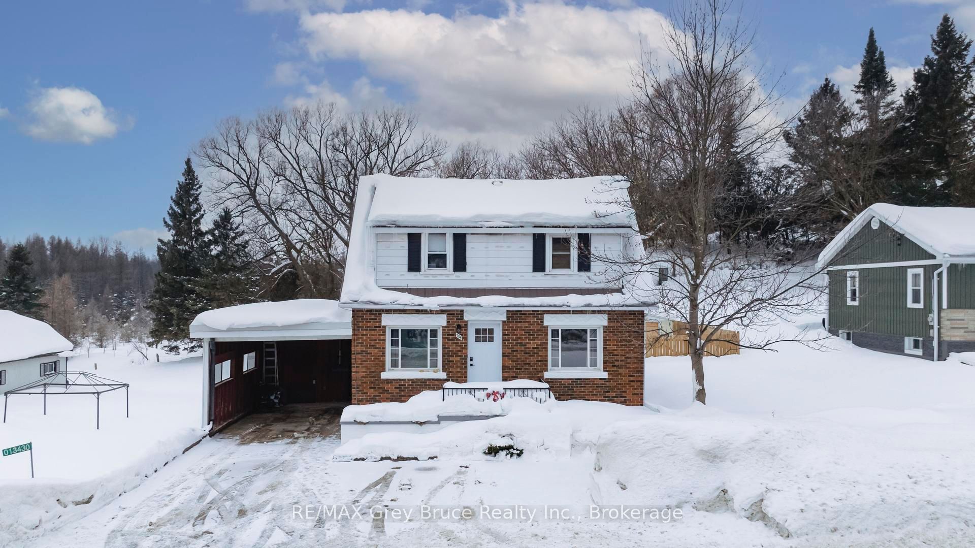 Hanover, ON Real Estate Listings | HouseSigma
